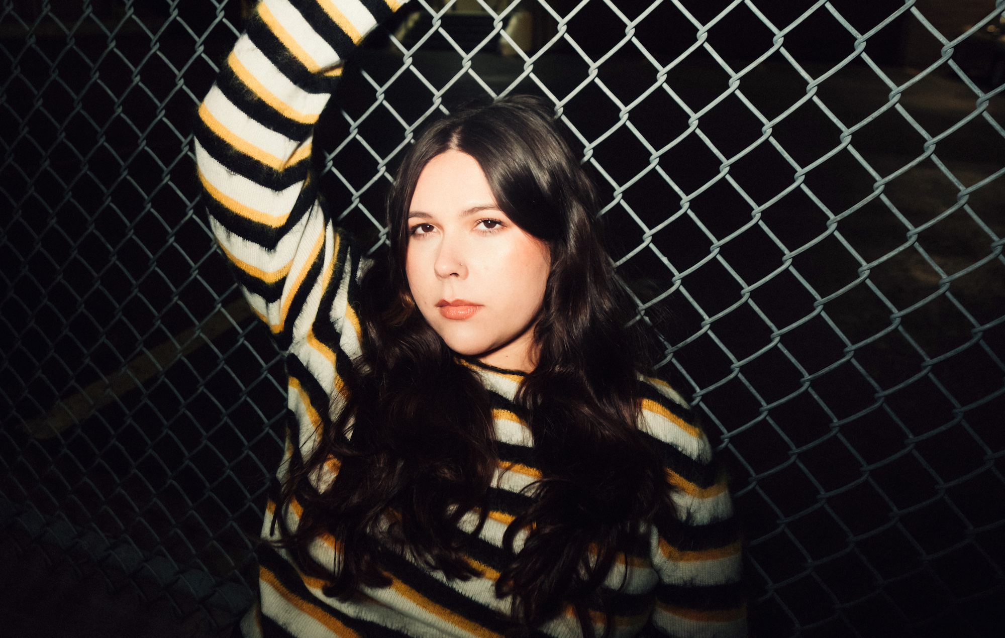 Gigi Perez, de Brooklyn, comparte su nuevo EP "How To Catch A Falling ...