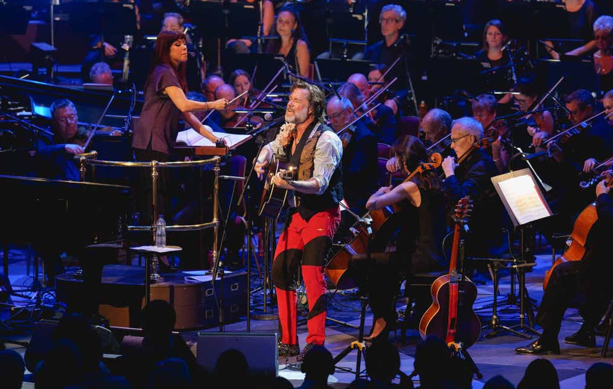 Rufus Wainwright canta a dúo con Jake Shears y homenajea a Jeff Buckley ...
