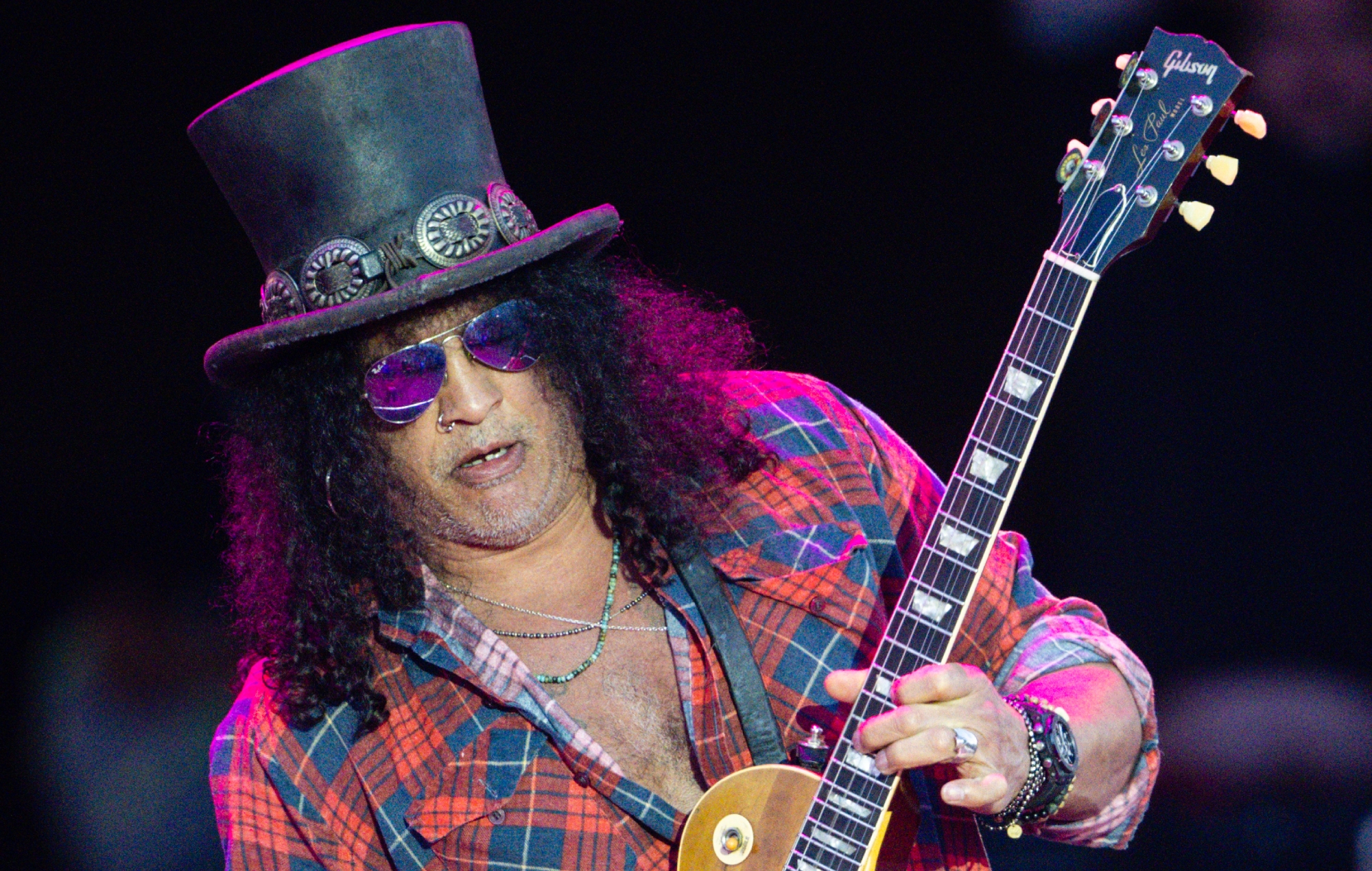 Vea a Slash tocar en directo por primera vez el deep cut de Guns N ...