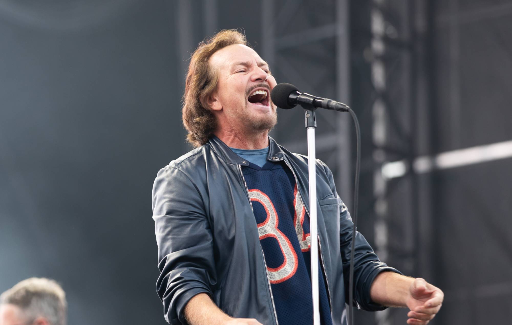 Pearl Jam expresa su apoyo a Natasha O'Brien, víctima de una agresión ...