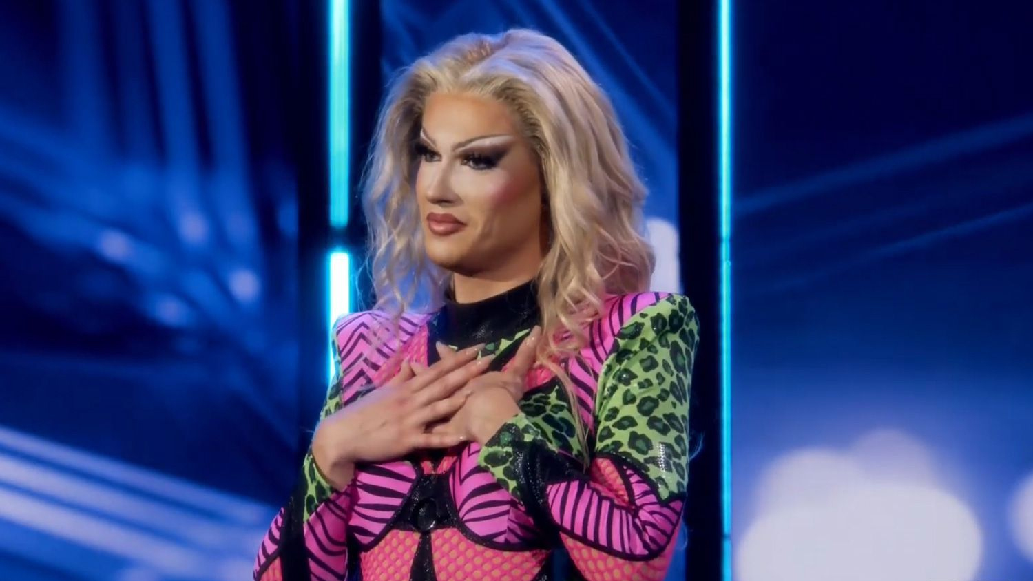 'Estoy gritando': Fans de Drag Race persiguen a Jane Plane por burlarse ...